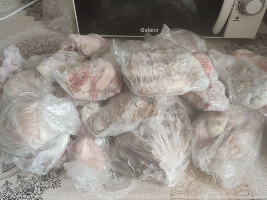 Мясные обрезки для собак, остатки вареные, сырые