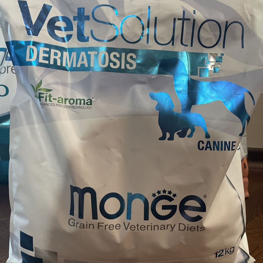 Корм для собак monge dermatosis