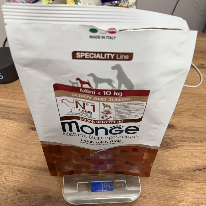 Корм Monge для щенков ягненок