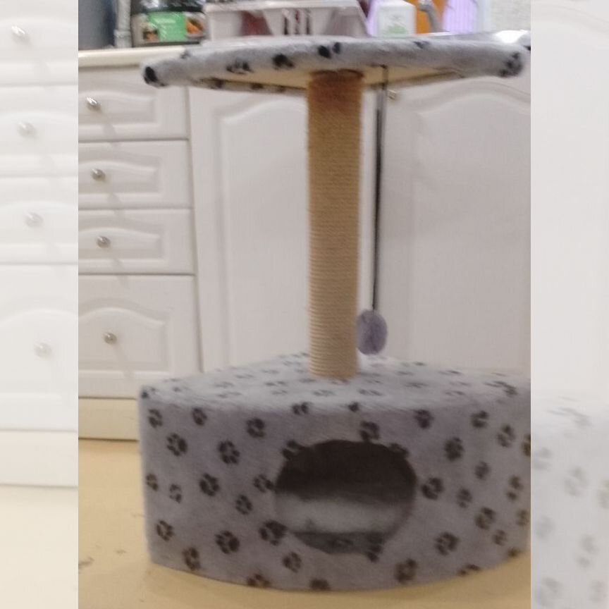 Домик для кошки с когтеточкой бу