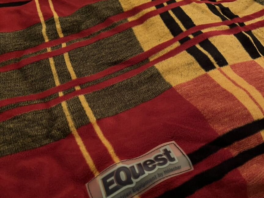 Попоны для лошади (конная амуниция)