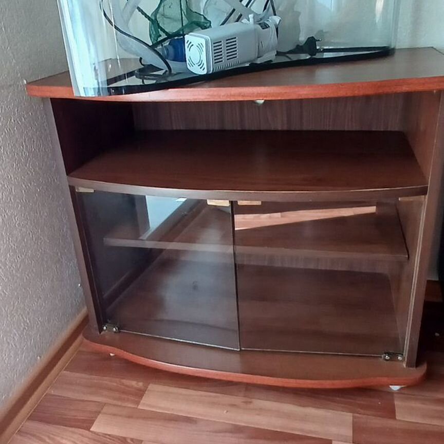 Аквариум с тумбой бу