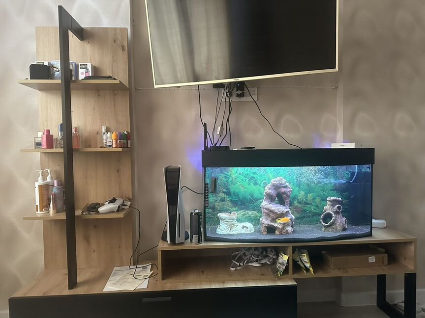 Готовый аквариум с гостинным стеллажем
