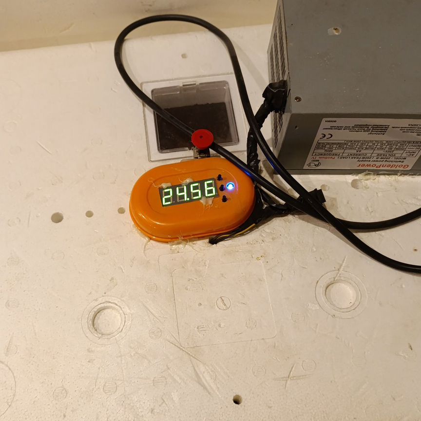 Продам инкубатор