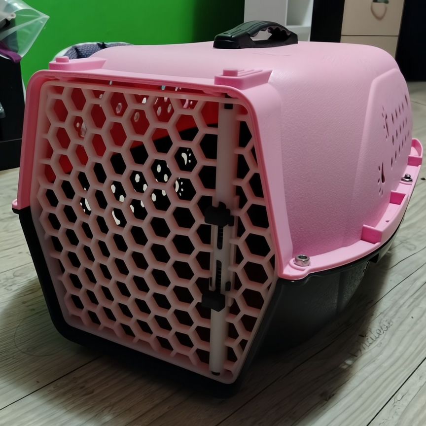 Переноска для кошек пластиковая новая