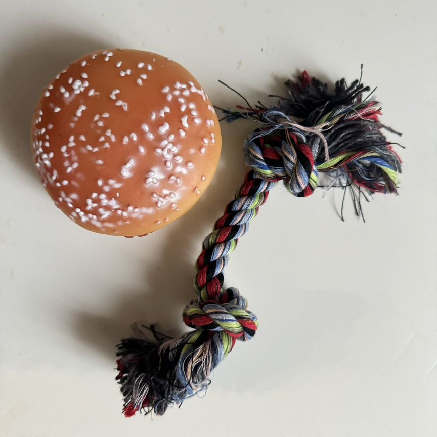 Игрушка для маленькой собаки