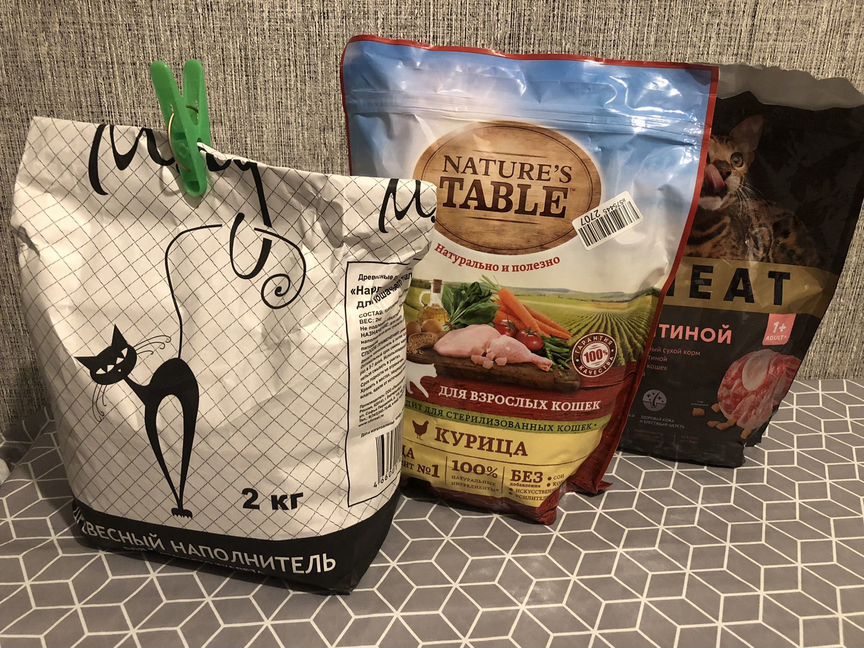 Корм, наполнитель для кошек