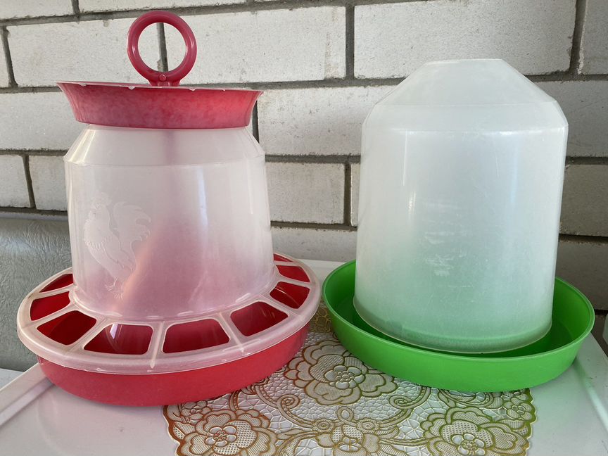 Авто кормушка, поильник для птицы