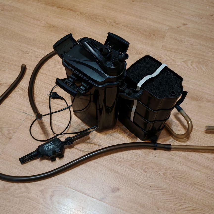 Внешний аквариумный фильтр Aquael Mini kani 120