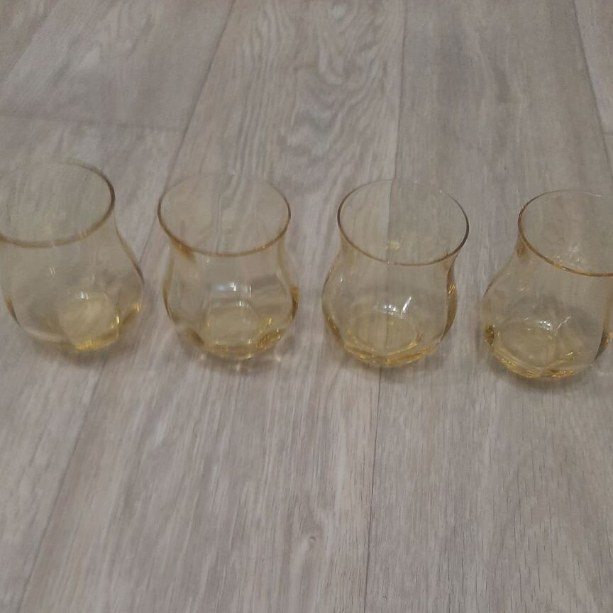 Стаканы жёлтое стекло СССР
