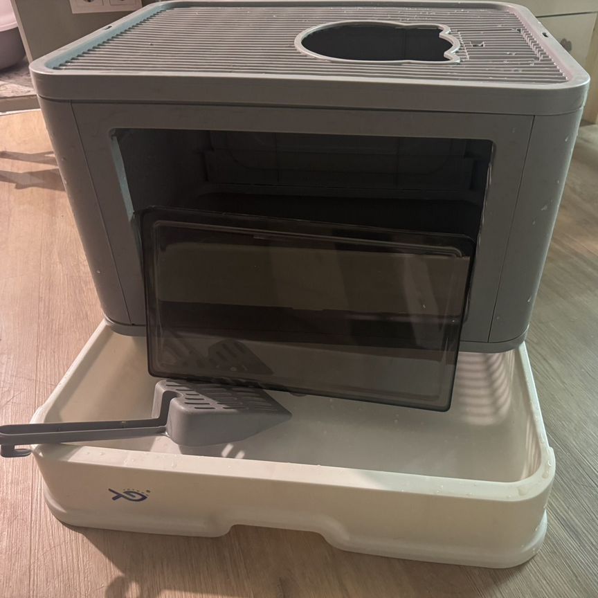 Закрытый лоток для кошек бу