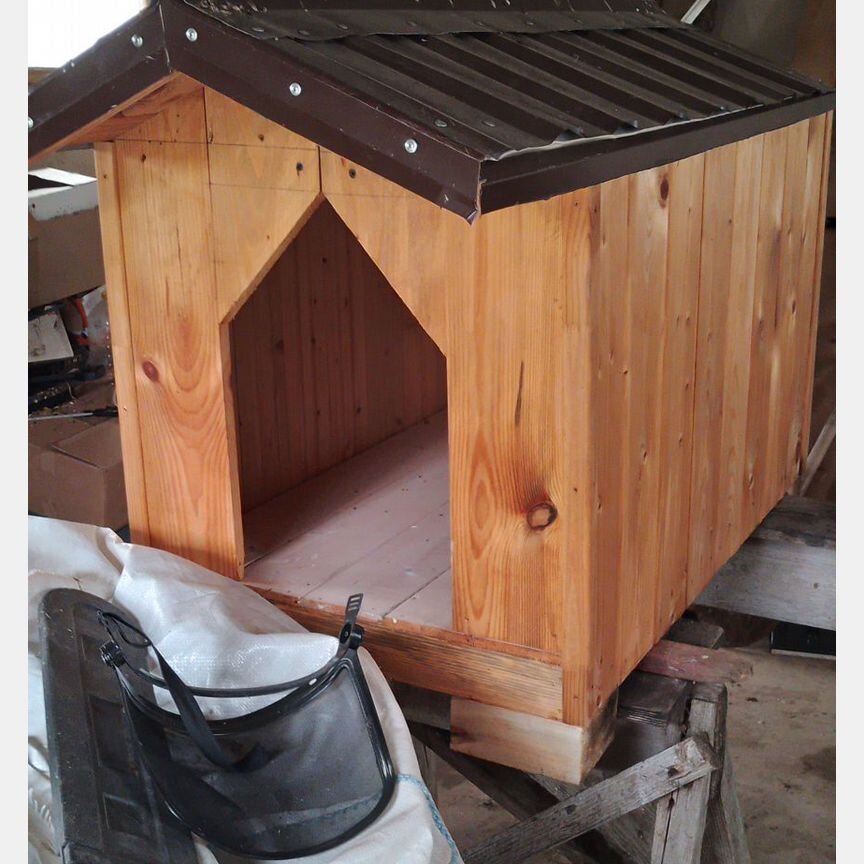 Будка для сренней и иалых проды собак. Н