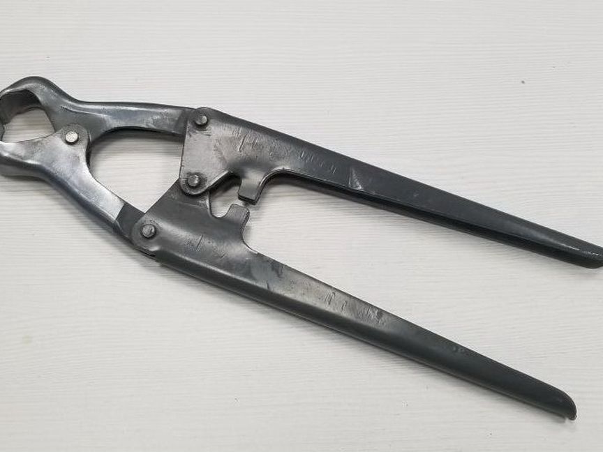 Щипцы для обрезания копыт Макеева