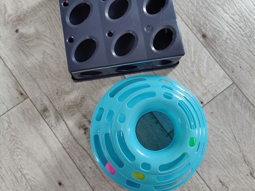 Игрушки для кошек, миска 1 л,чесалка угловая