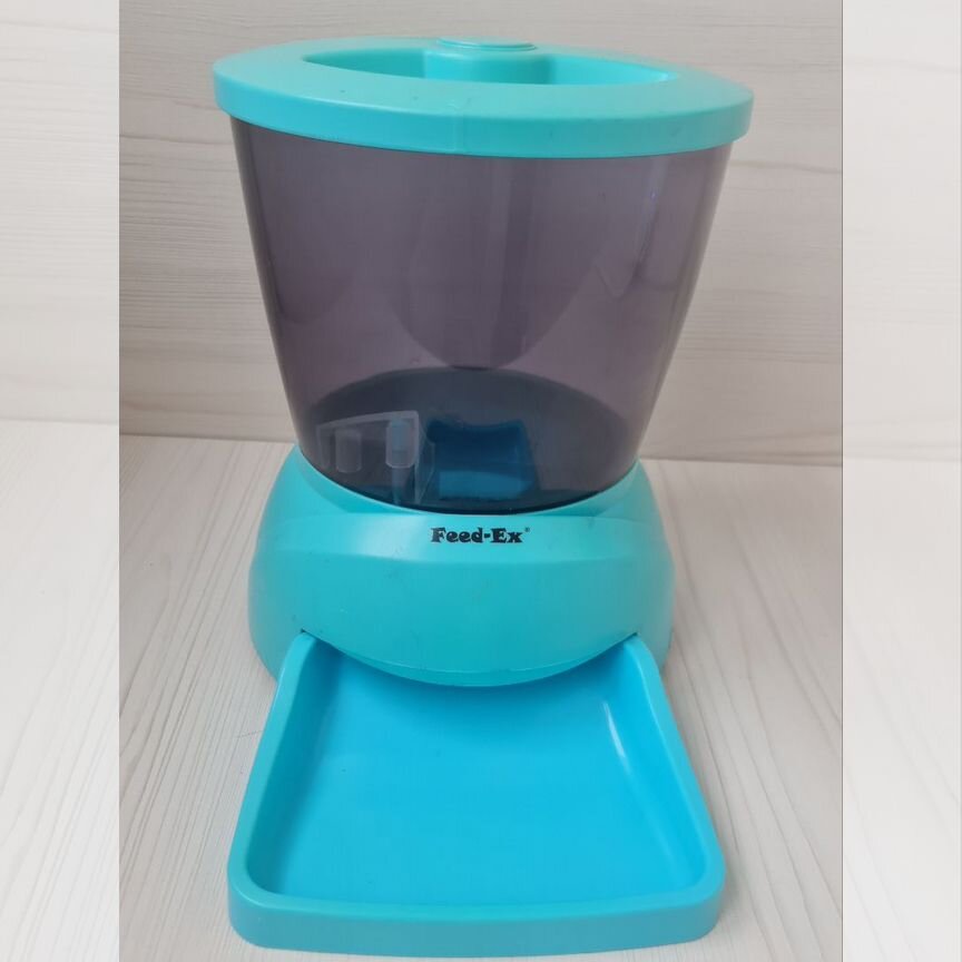 Автокормушка FeedEx PF7 ддя кошек и собак