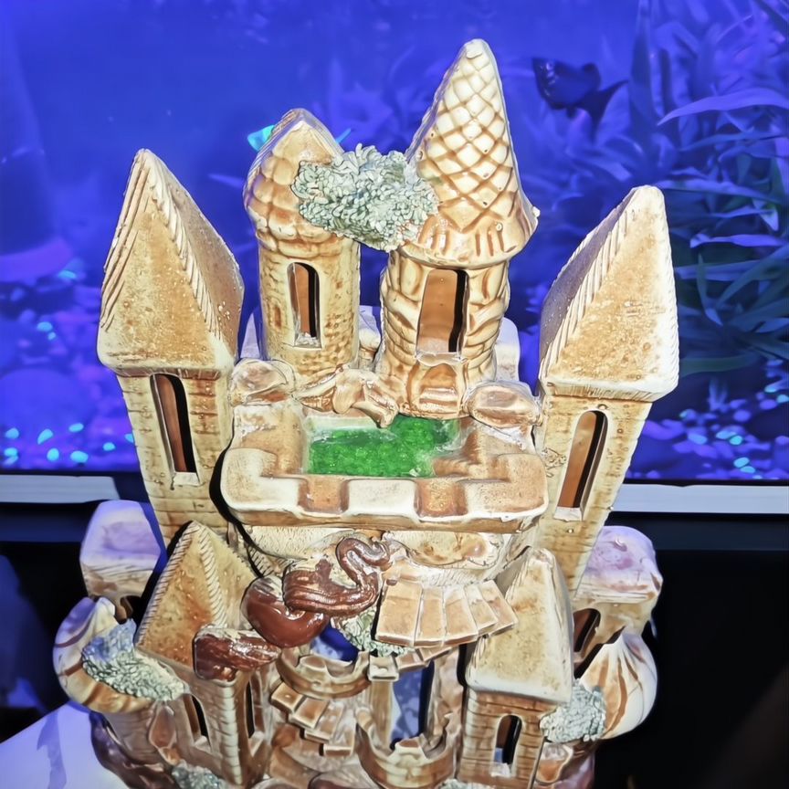 Домик в аквариум