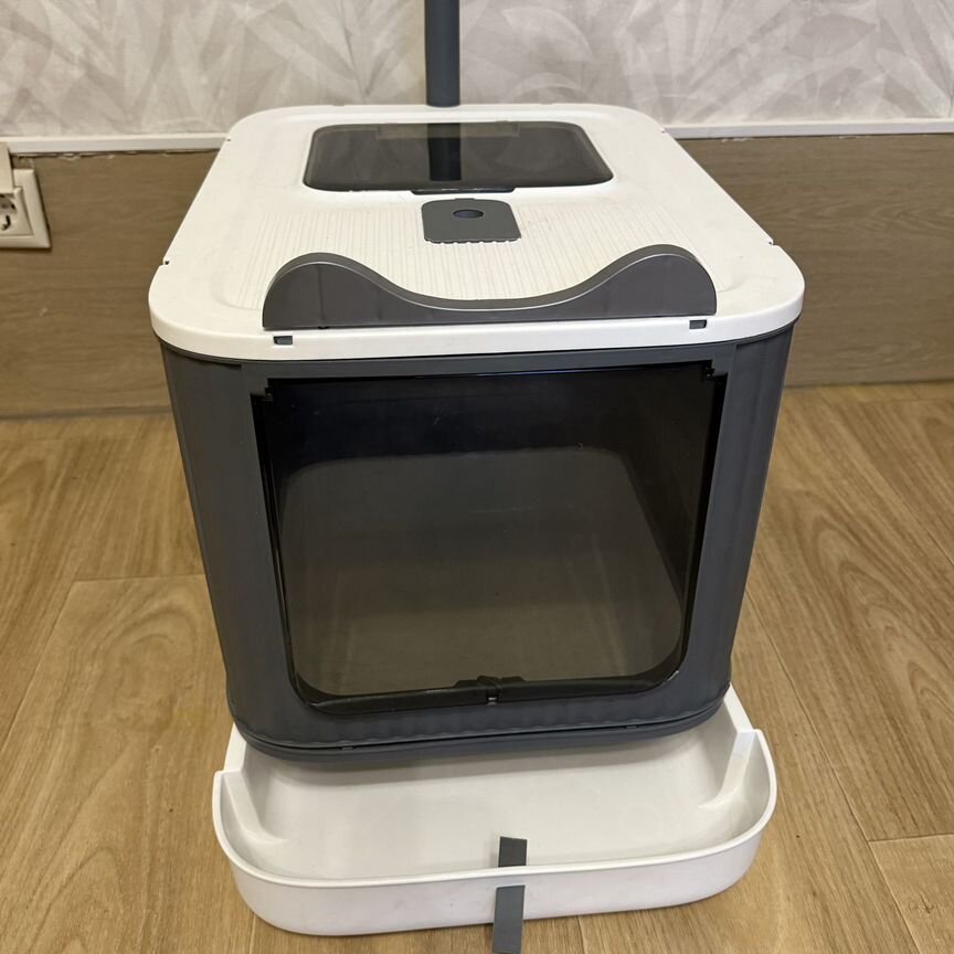 Закрытый лоток для кошек