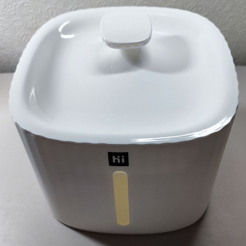 Hi Pet H-3 фонтанчик для кошек и собак