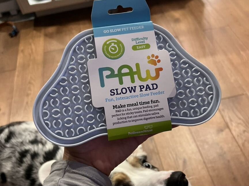 Лизательный коврик Paw