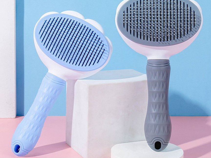 Щетка для вычесывания шерсти дешеддер