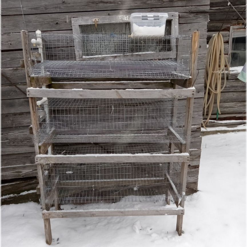 Продам секцию из трёх клеток для перепелов