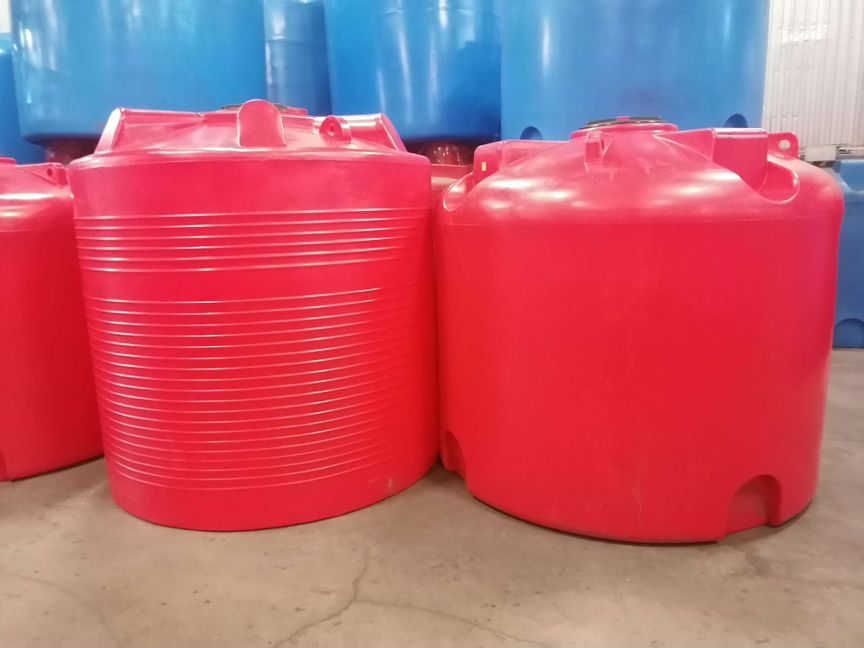 Ёмкость /бочка пластиковая для аграриев