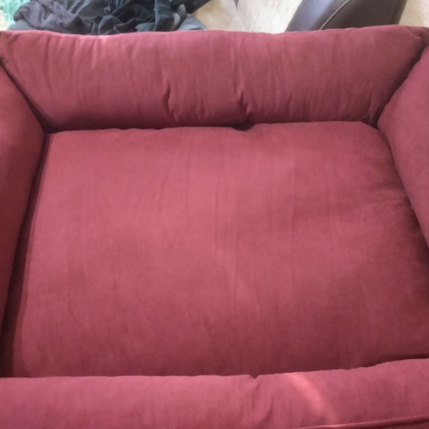 Лежанка для собак