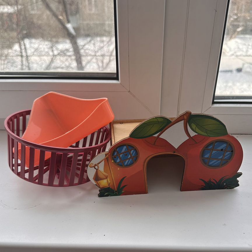 Домик, колесо все для хомяка