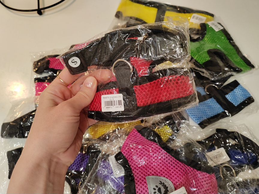 Шлейка-жилетка для собак и кошек