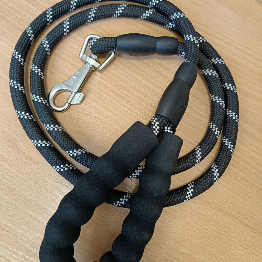 Поводок для собак