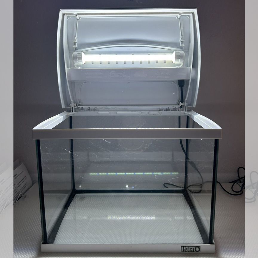 Аквариум tetra с крышкой 20 литров