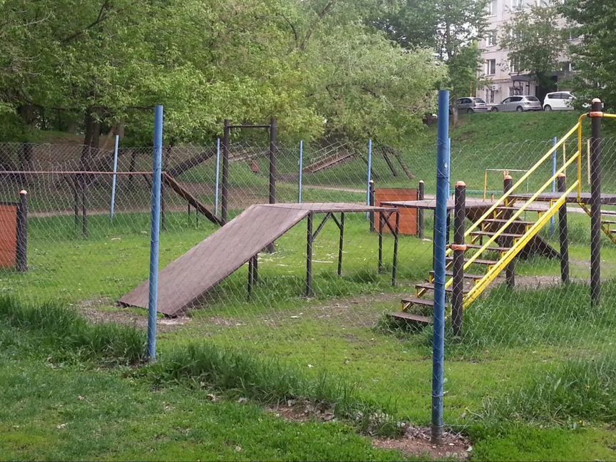 Площадка для выгула и дрессировки собак