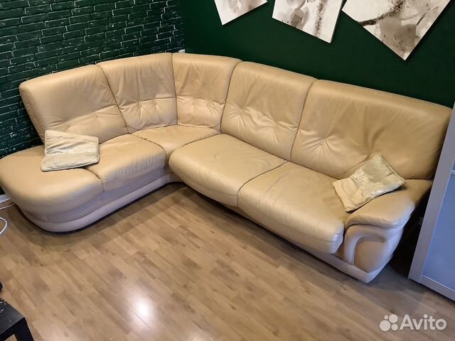 Кожаный угловой диван , ширина 270, глубина 210, высота 95 , б/у ...