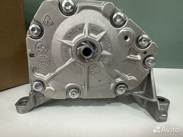 Насос масляный BMW 11418646454 купить в Москве с доставкой BMW ...