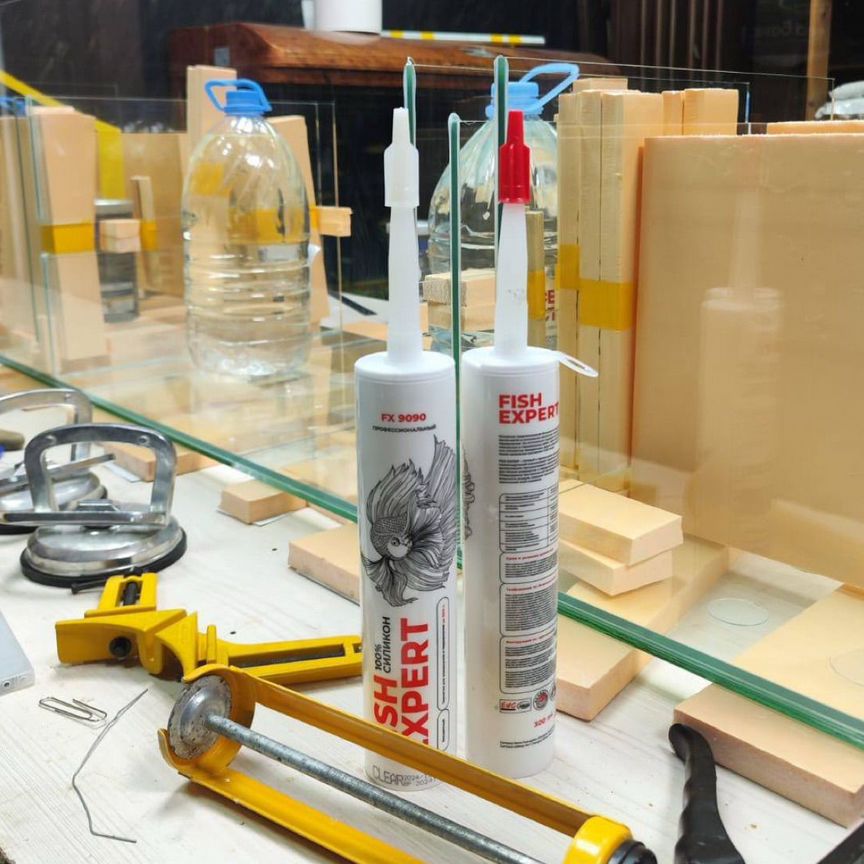 Селиконовый герметик для аквариумов/террариумов