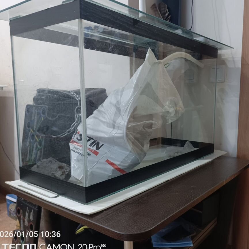 Аквариум с тумбой