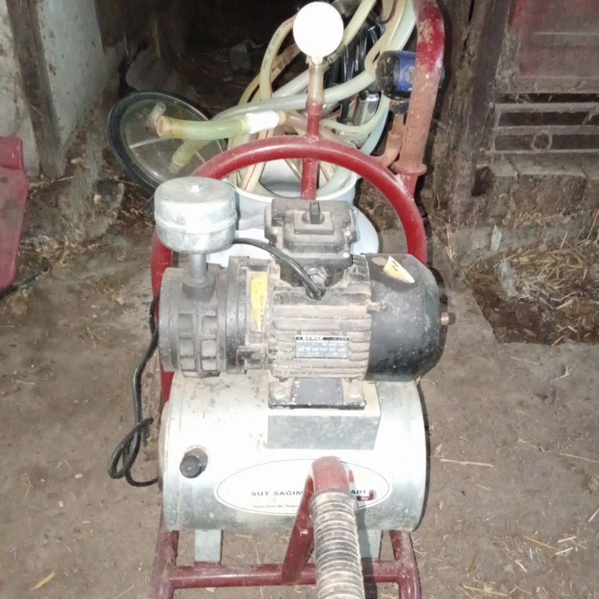 Продам доильный аппарат в хорошем состоянии