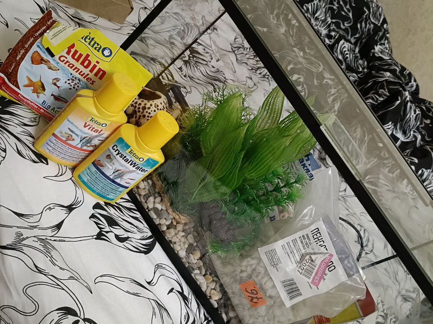 Аквариум и украшения