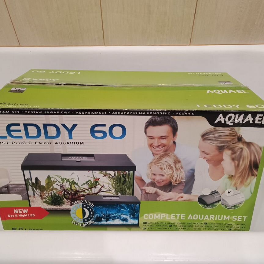 Аквариум 60X30X30 (новый ) Aquael