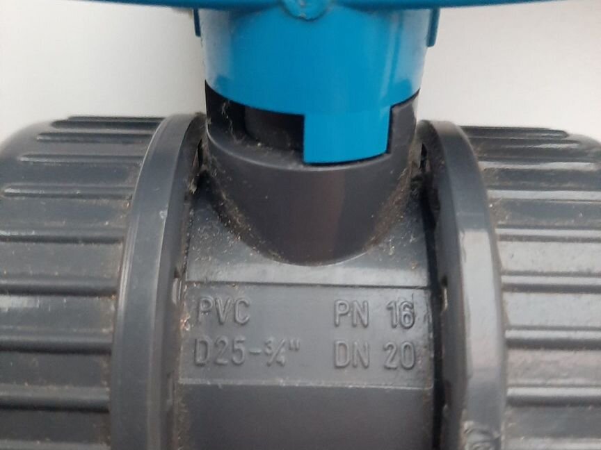 Краны для морского аквариума