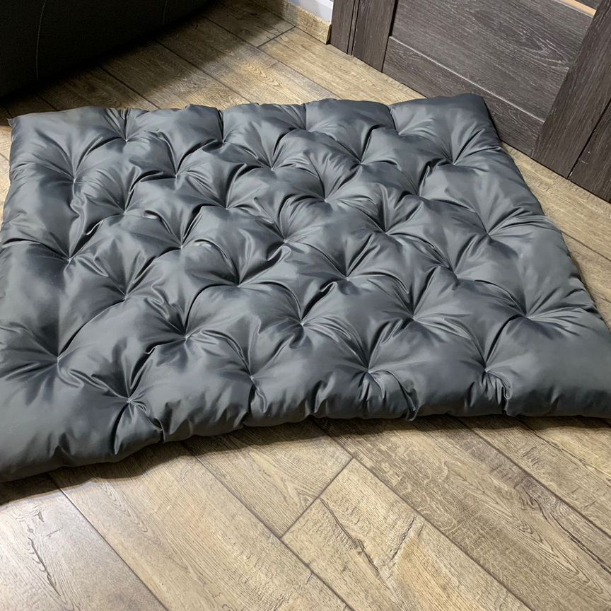 Лежанка антивандальная