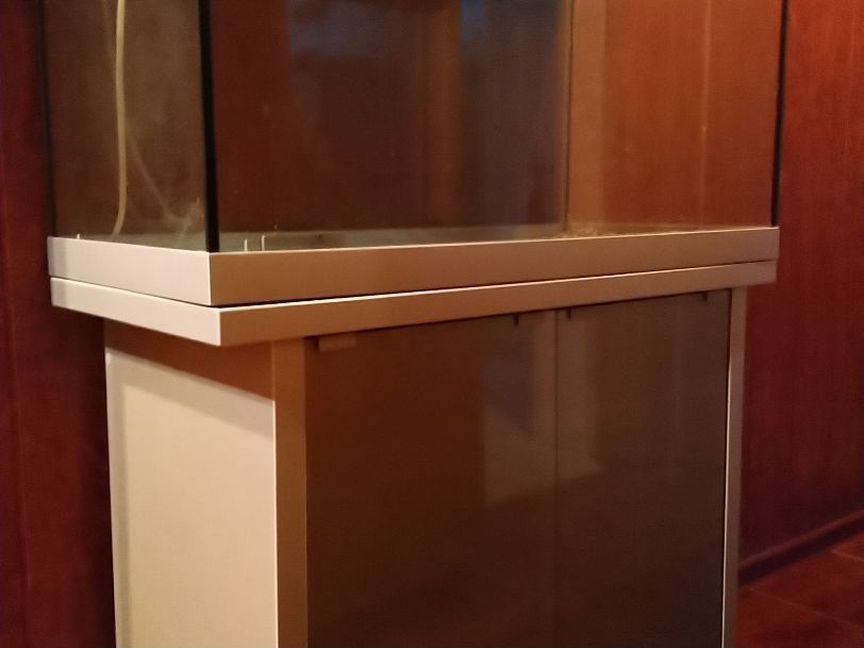 Аквариум с тумбой