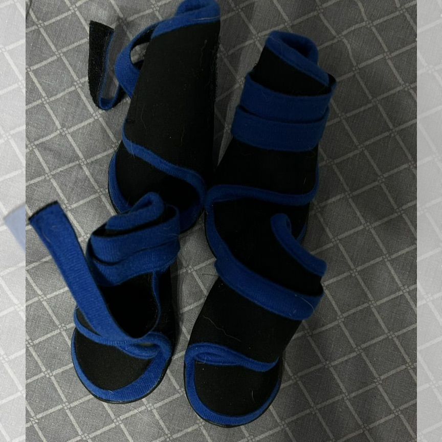 Ботинки для собак размер М