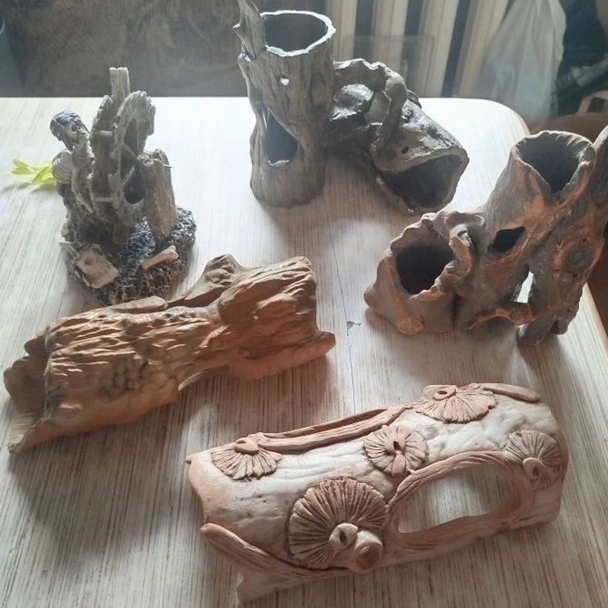 Игрушки для аквариума