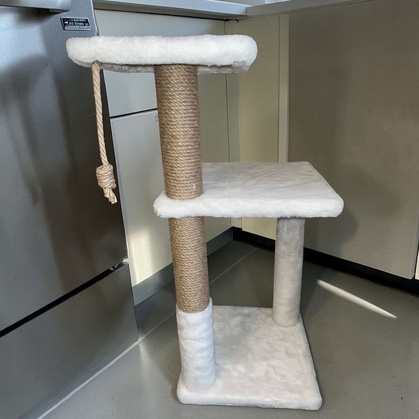 Когтеточка для кошек высокая новая