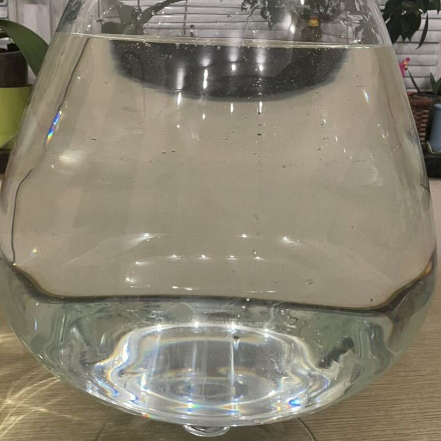 Аквариум - бокал для рыбок 15 л