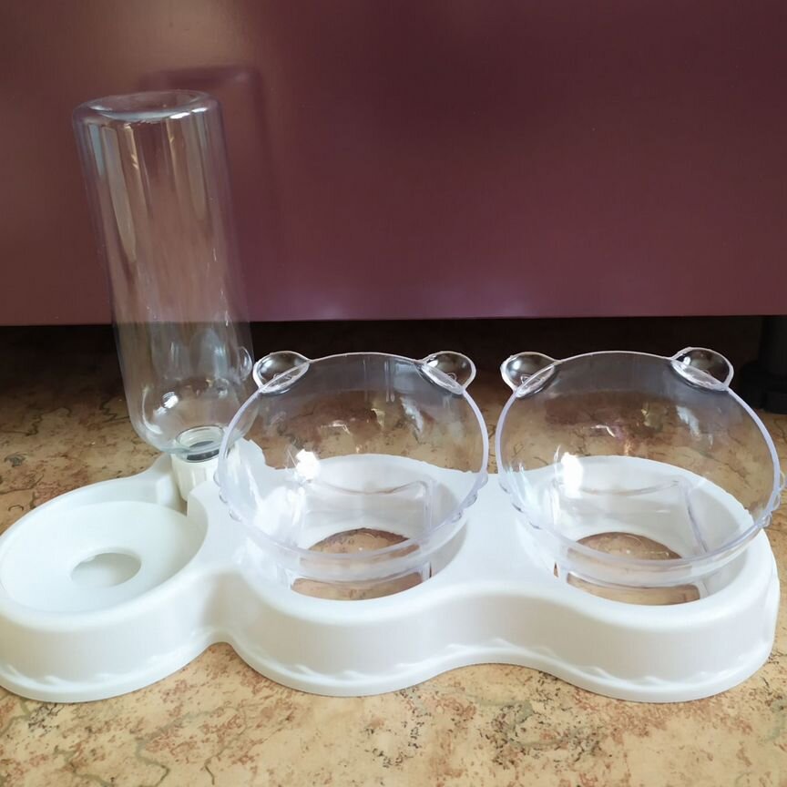 Кормушка для животных