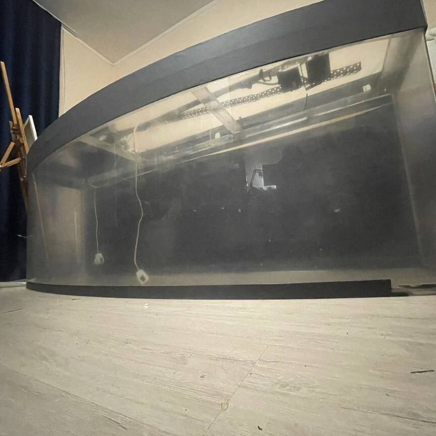 Аквариум акриловый 700 литров