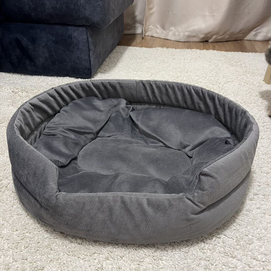 Лежанка для собак и кошек