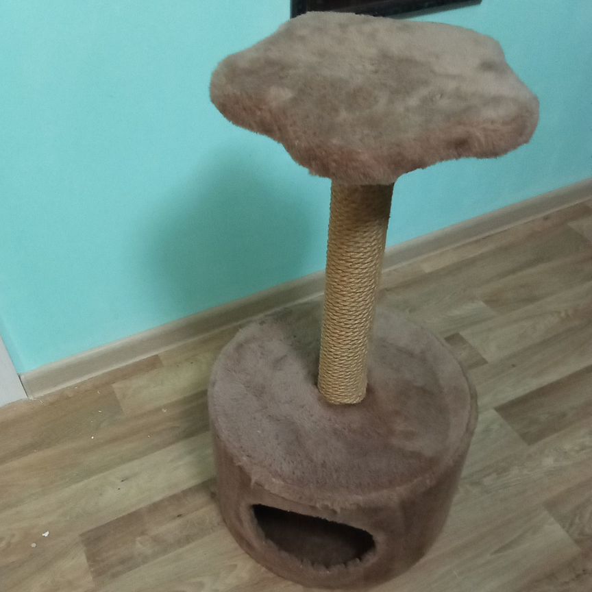 Когтеточка с домиком бу